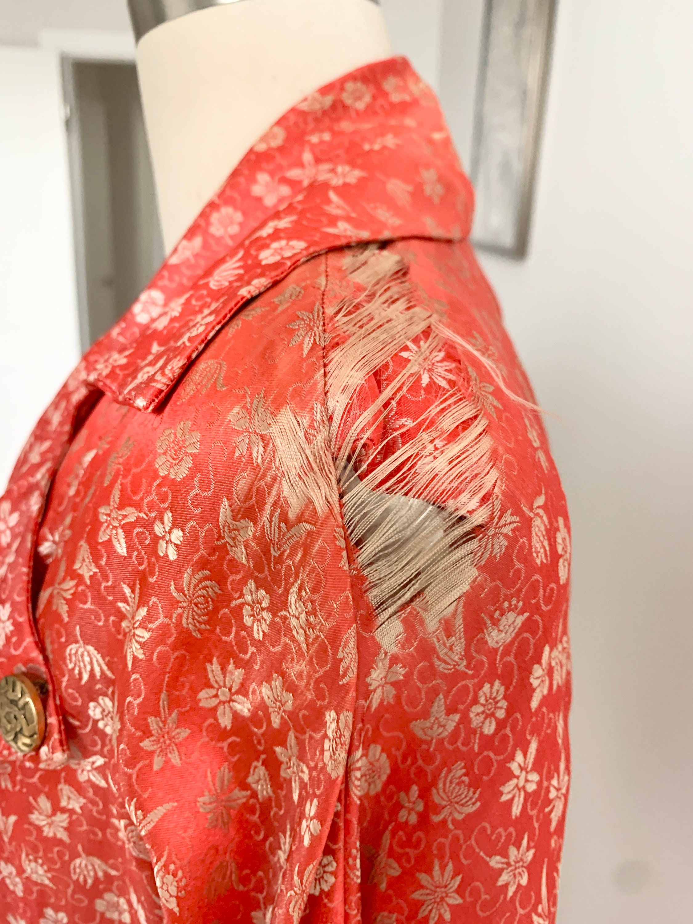 1940s Vintage Silk Robe Dressing Gown Wounded Bird 40s Red Gold Sz XS/S ...