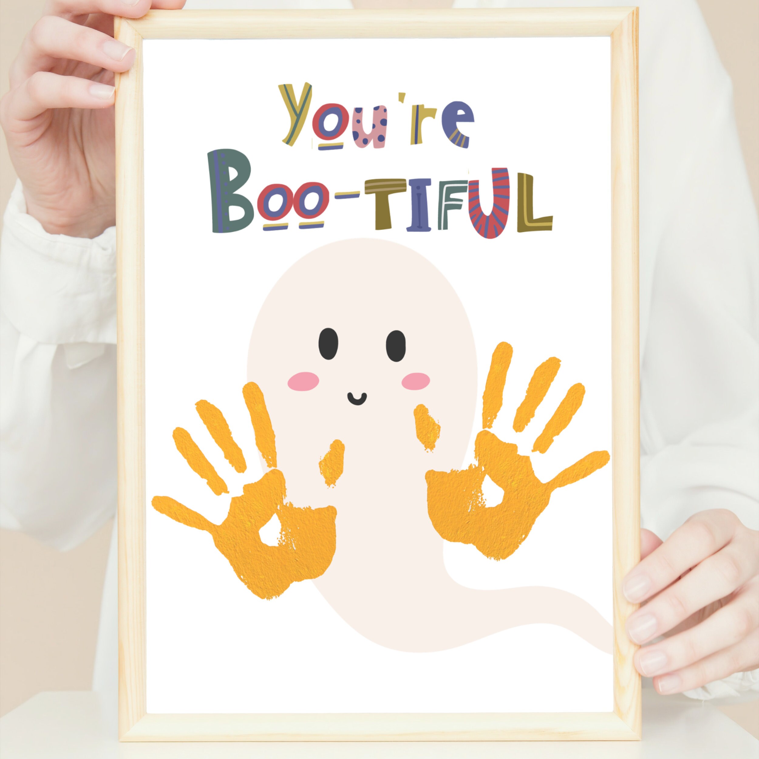 Halloween Handprint Art Craft, Fun Halloween Activities for Kids ...