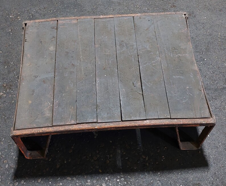 Vintage Railroad Pallet - Etsy