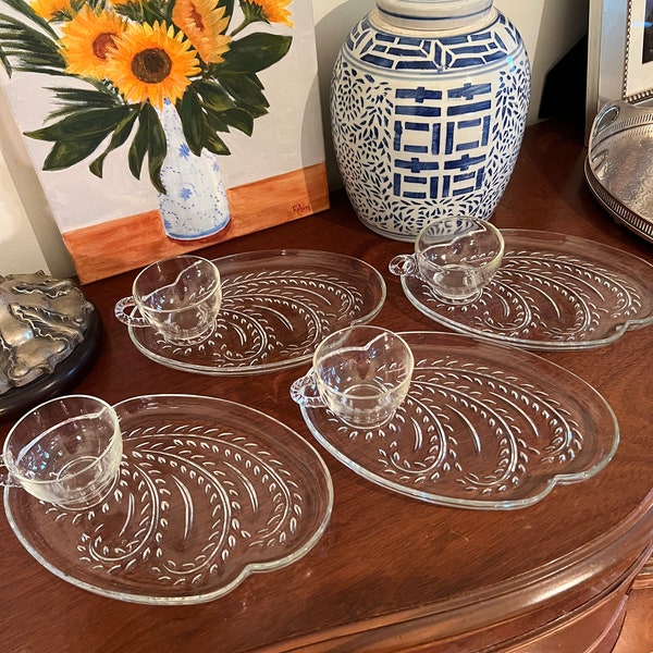 Federal Glass Homestead Snack Set - Etsy