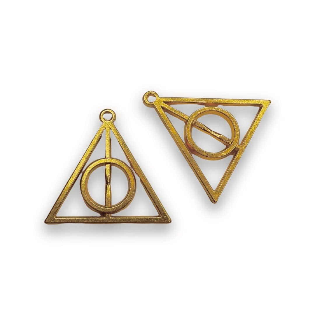 Triangle Symbol Gothic Tibetan Silver Charm Pendant Favour Jewellery ...