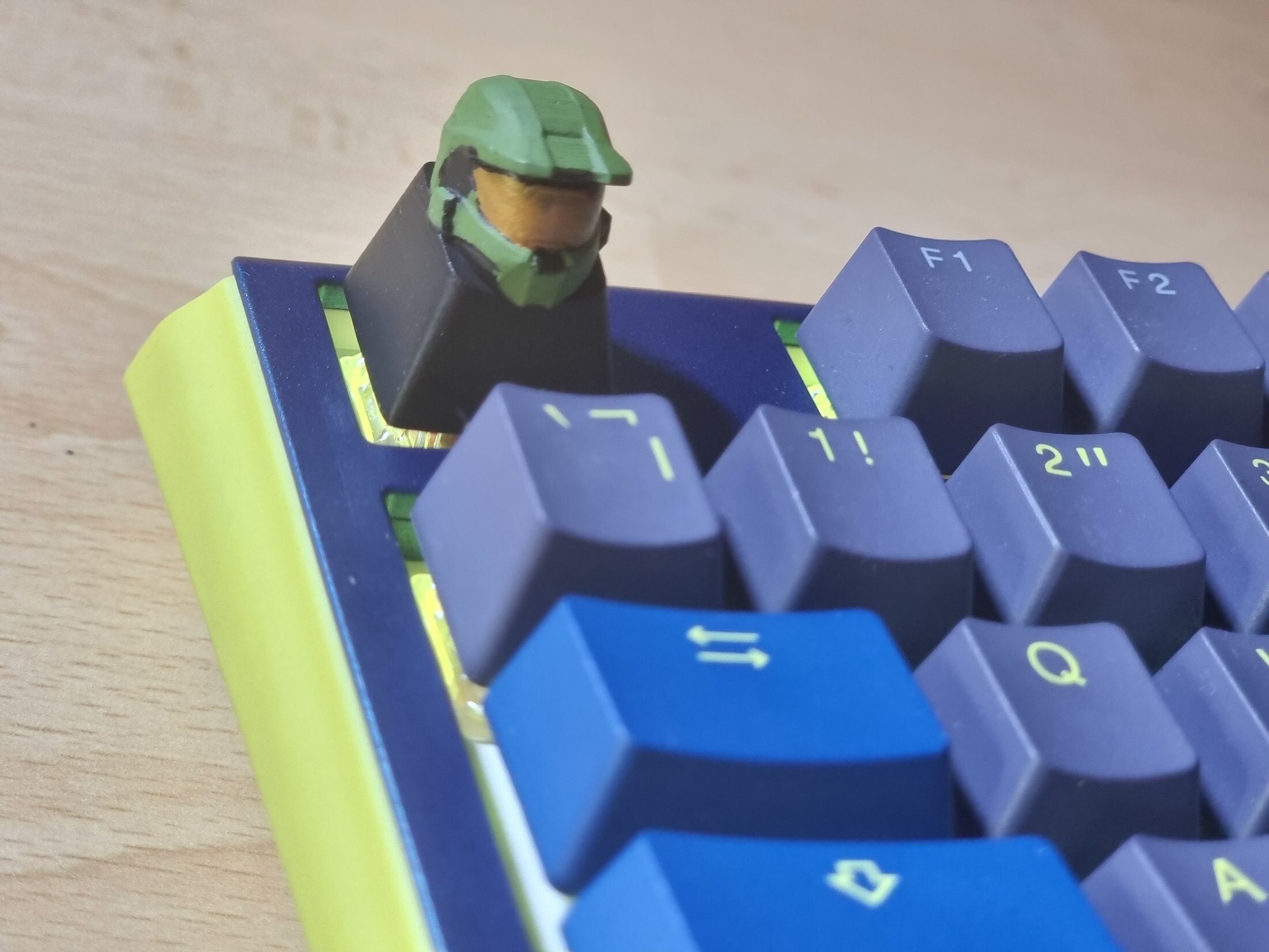 Master Chief Halo Custom Artisan Cherry MX Keycap - Etsy