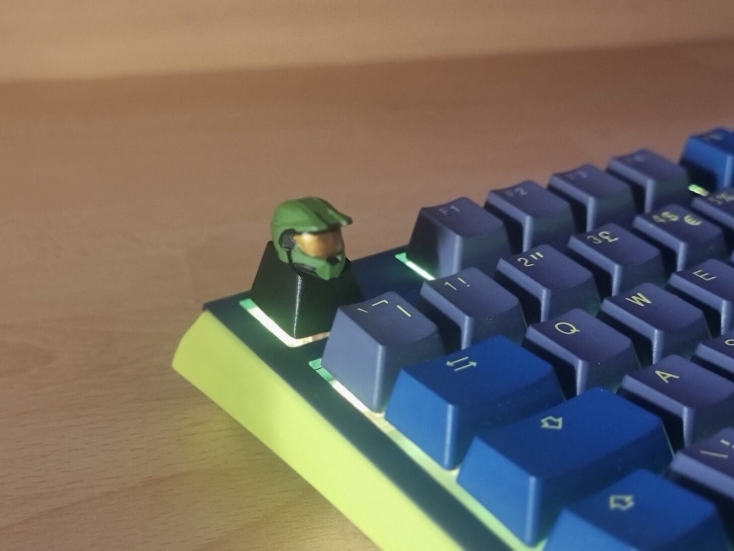 Master Chief Halo Custom Artisan Cherry MX Keycap - Etsy UK