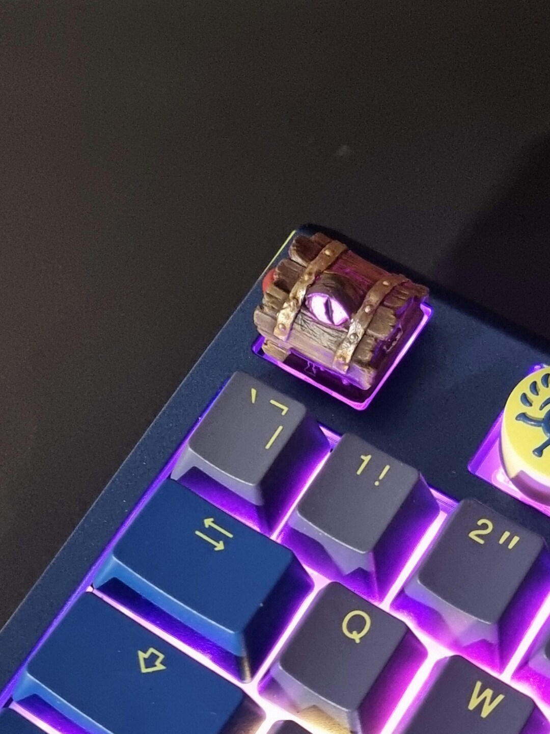 Mimic Chest - Artisan Keycap - Etsy