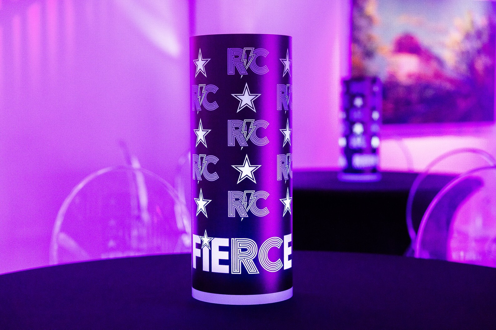 Custom Light up Centerpiece: 31" Tube, LED Logo, Ideal for Quinceañeras ...