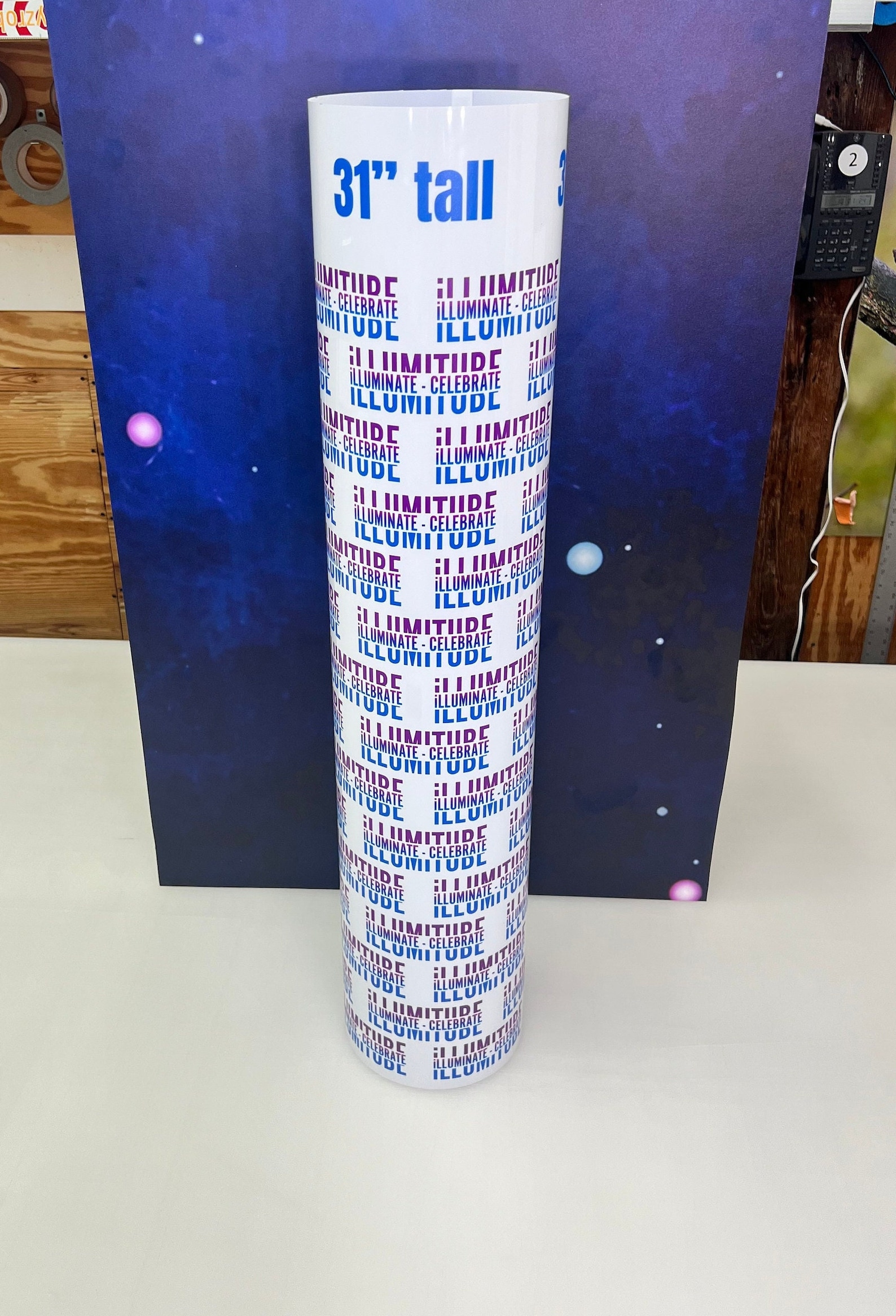 Custom Light up Centerpiece: 31 Tube, LED Logo, Ideal for Quinceañeras ...