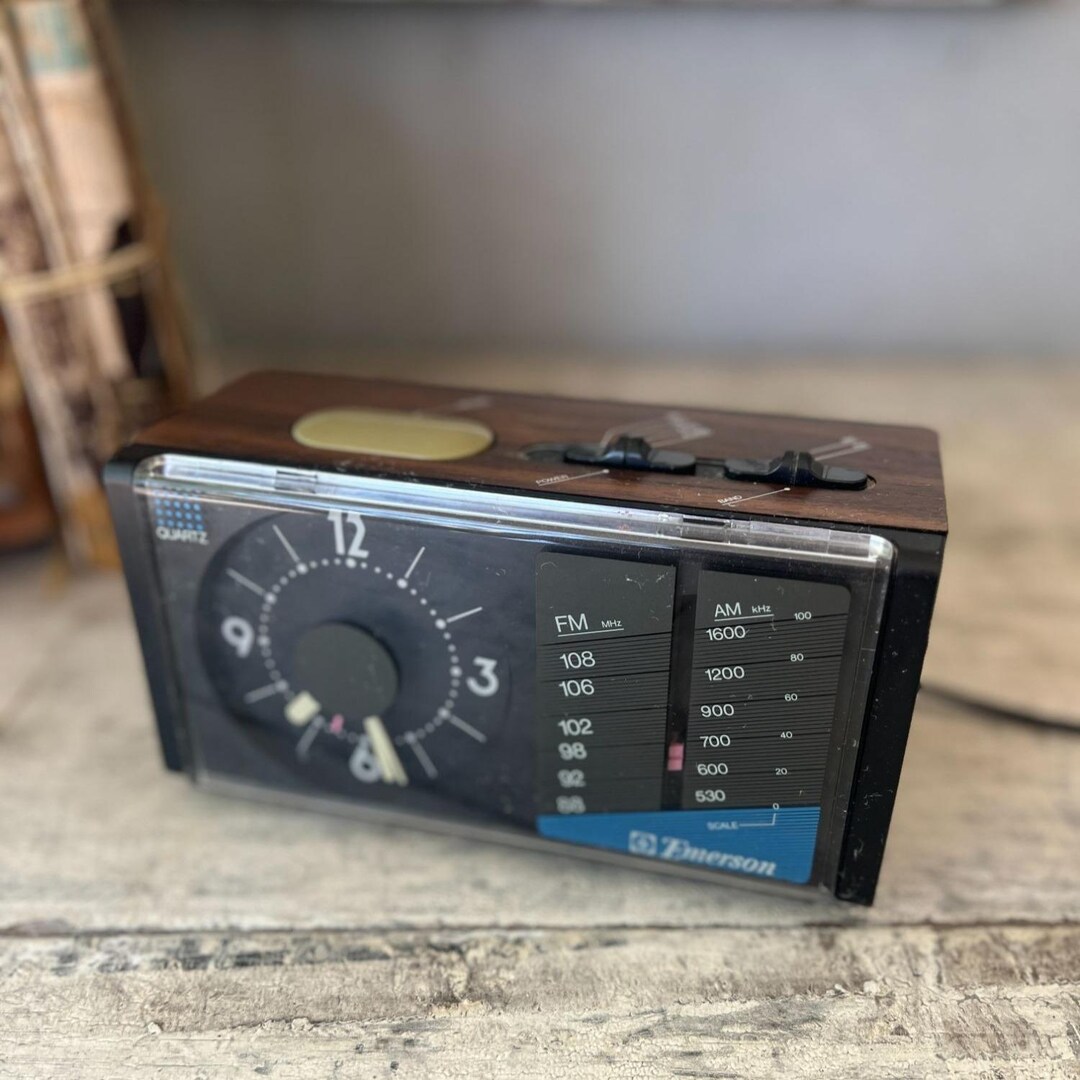 Vintage Emerson Clock Radio Model RAC4400 - Retro Alarm Clock - Etsy