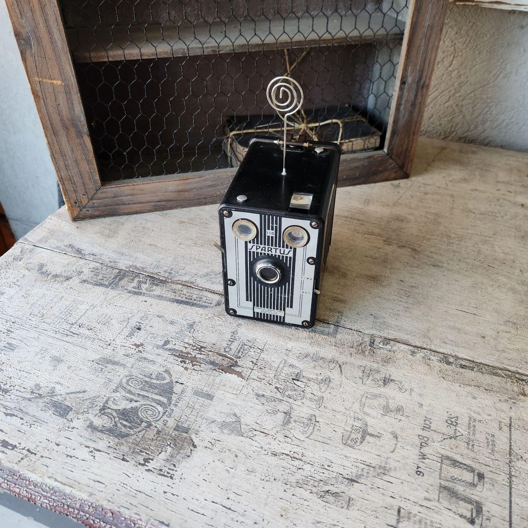 Vintage Spartus Box Camera Photo Holder: Handcrafted Gift - Etsy
