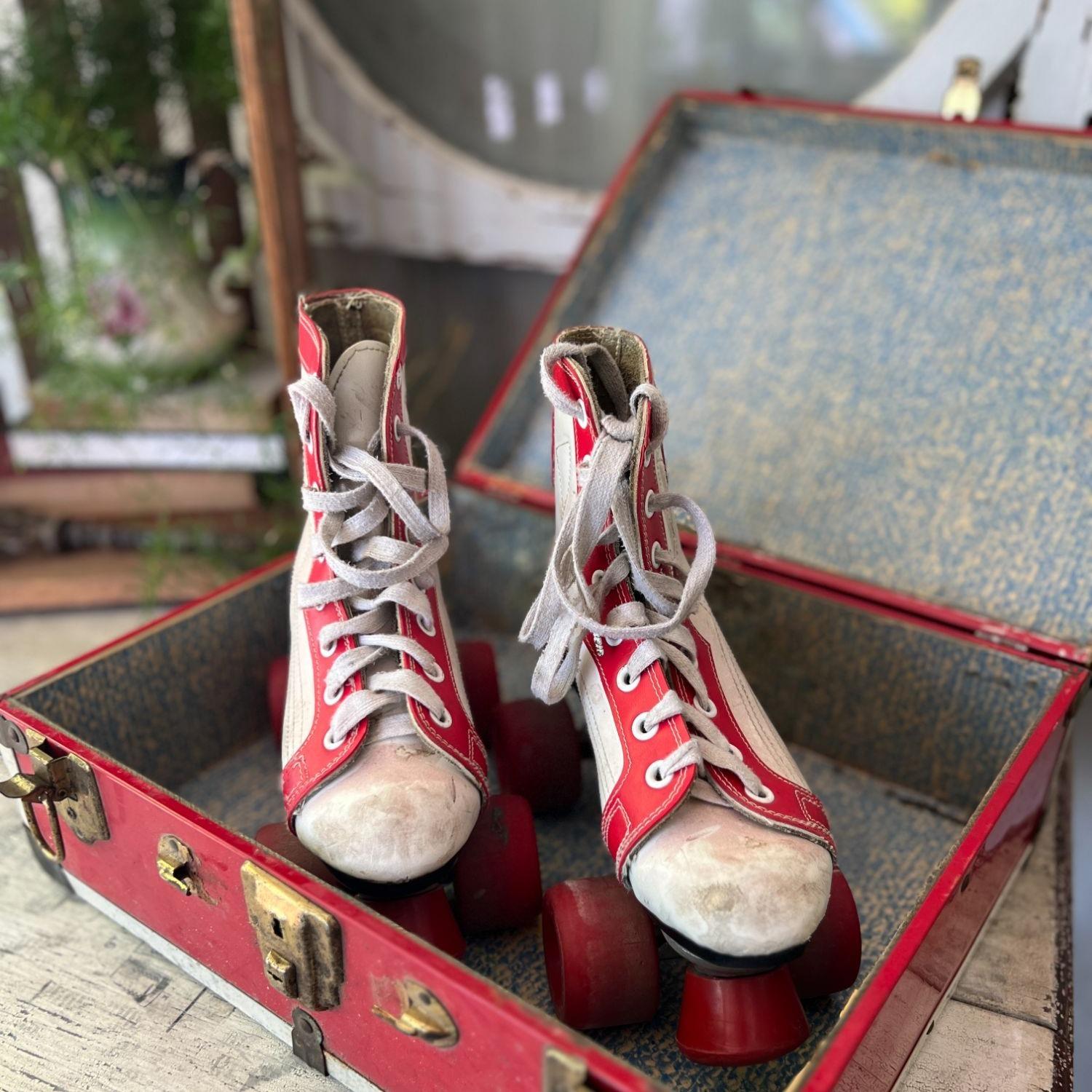 Vintage White and Red Roller Derby Skates With Metal Case Retro Roller ...