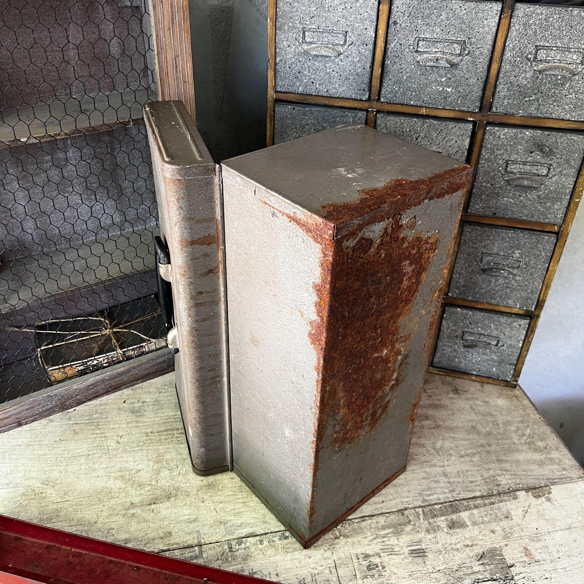 Vintage Grey Sears Craftsman Toolbox - Rusty Patina - Red Insert - Etsy