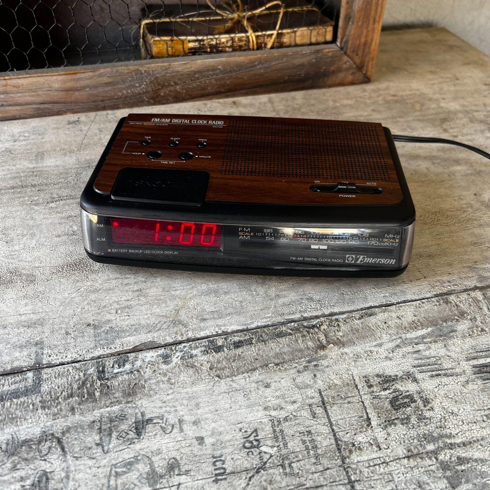 Vintage Emerson AM/FM Digital Clock Radio - No Alarm - Etsy