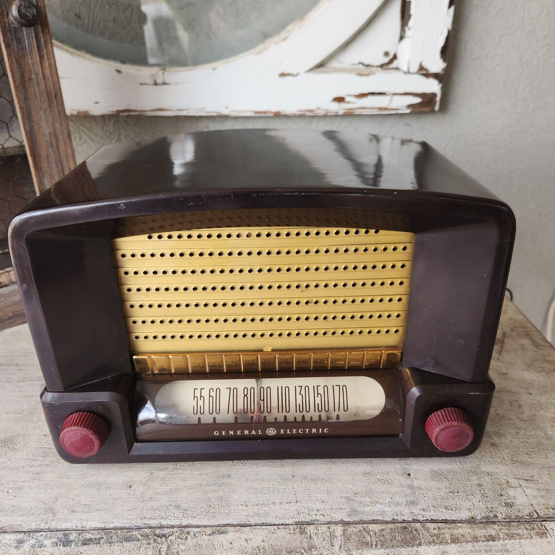 1940s GE Radio Retrofitted With Bluetooth Vintage Upcycled Bluetooth ...