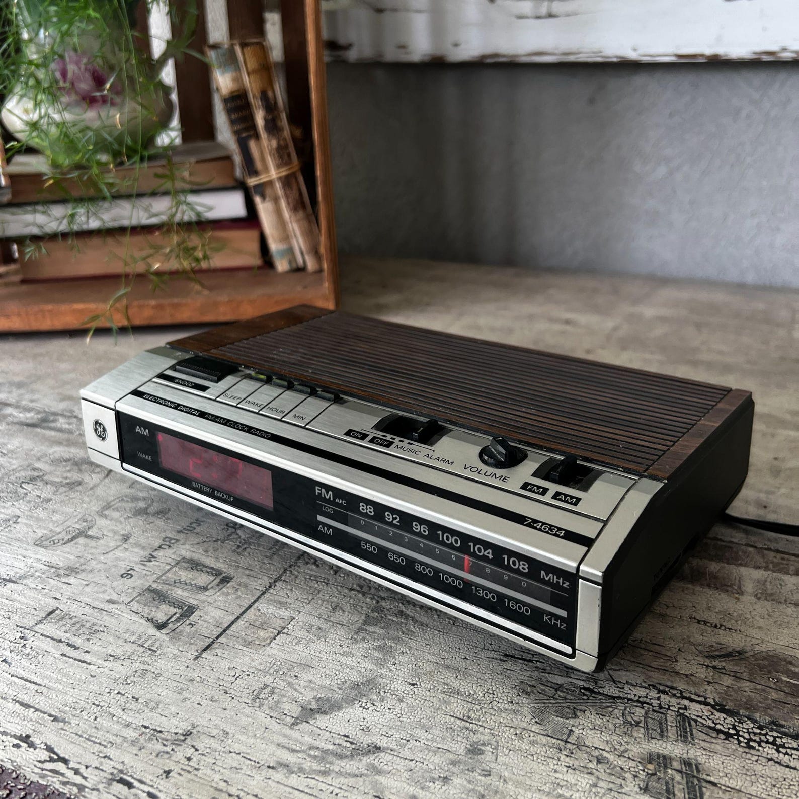 Vintage GE AM/FM Electronic Digital Clock Radio Model 7-4634B - Etsy