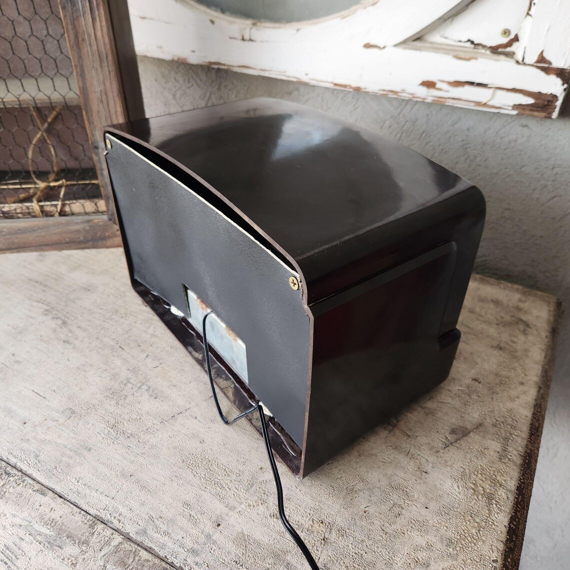 1940s GE Radio Retrofitted With Bluetooth Vintage Upcycled Bluetooth ...