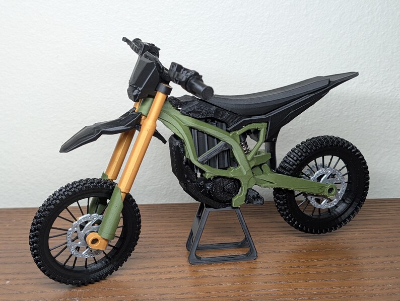 Mini Surron Ultra Bee Model – 1:9 Scale Collectible Bike With ...