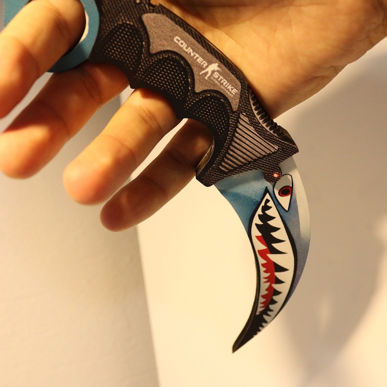 CS GO Skinned Karambit Woodden Toy, Gamer Decor, Gift for Gamer, 20cm ...