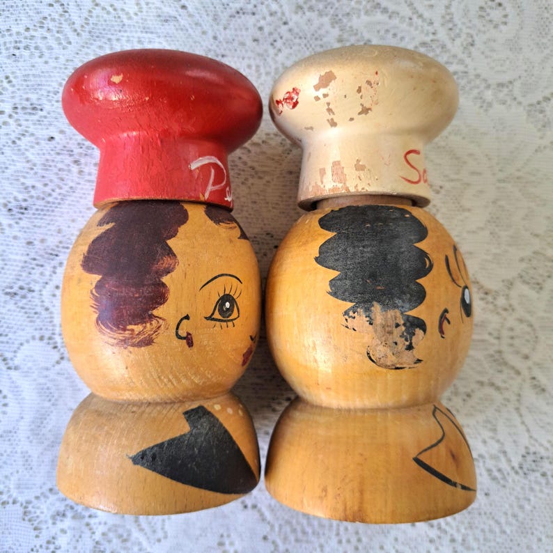 Vintage MCM Japan Salty & Peppy 1950's Wooden Salt and Pepper Shakers Kitsch Retro Dining ...
