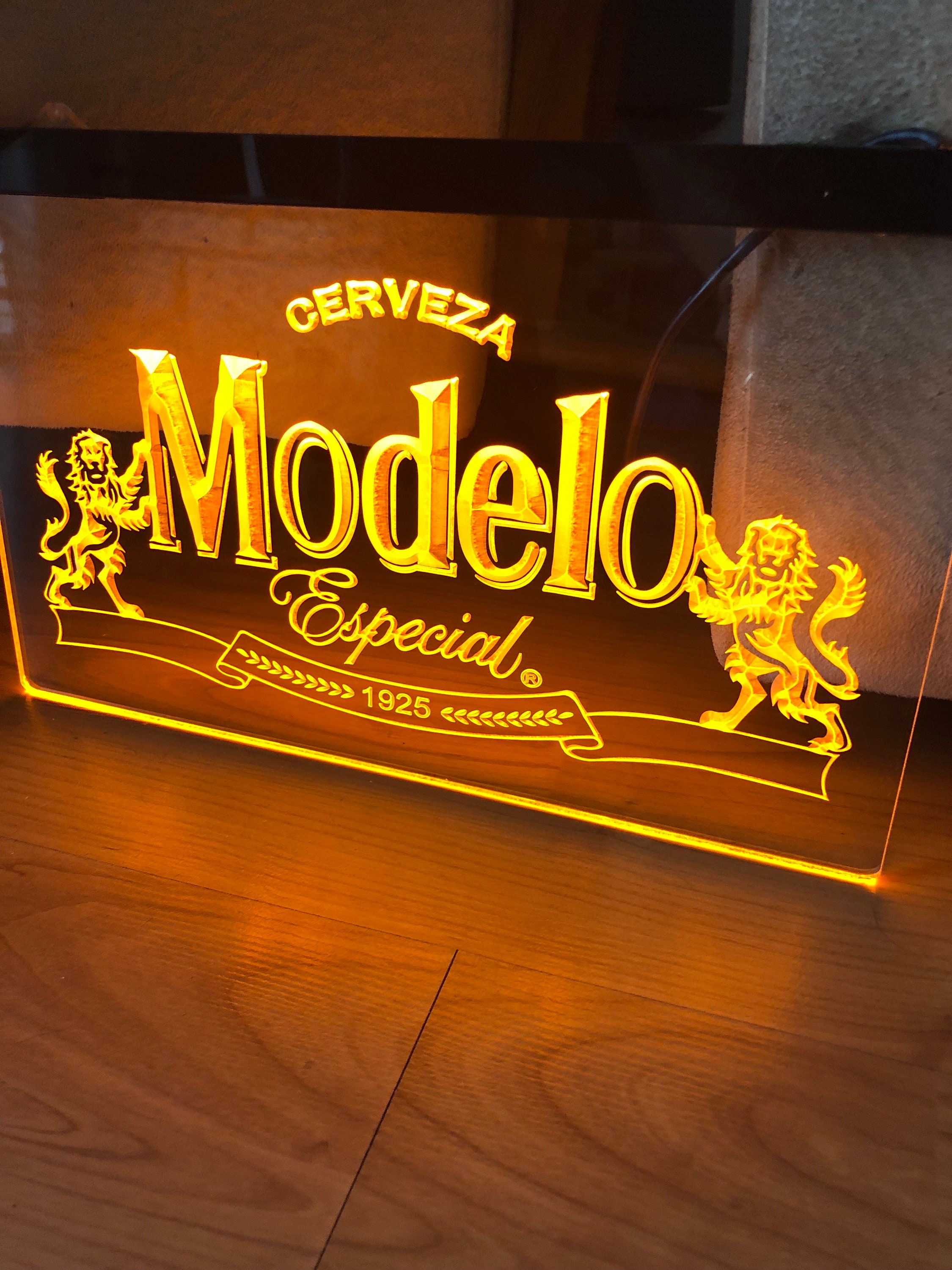 Modelo Especial LED Neon Gold Light Sign 8x12 - Etsy