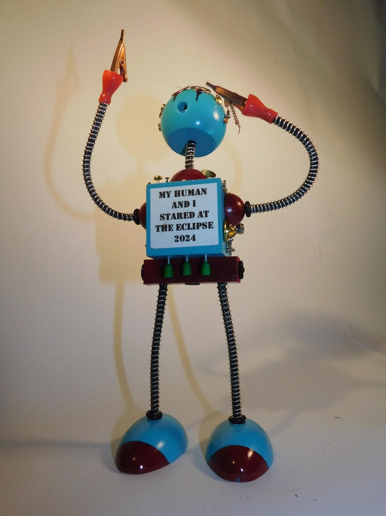 Robot Sculpture Bendable Posable Figure Nerd Geek Science Fiction ...