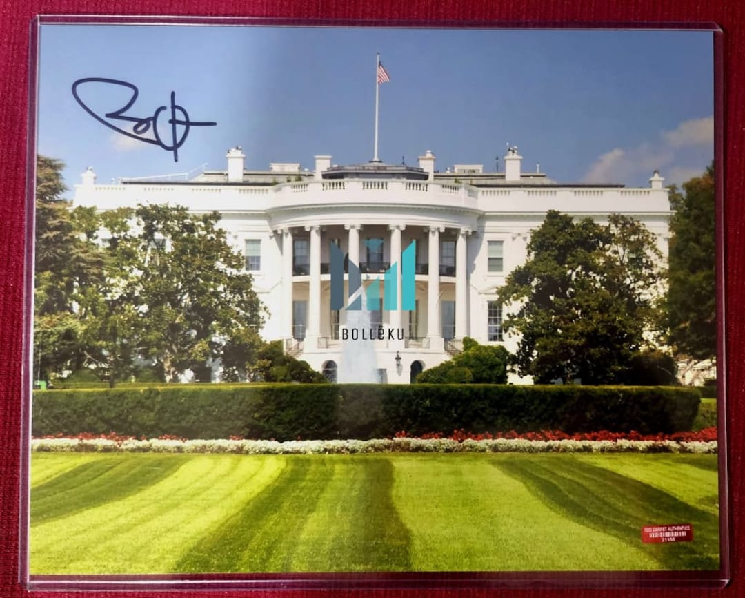 Barack Obama Signed Photo - Etsy