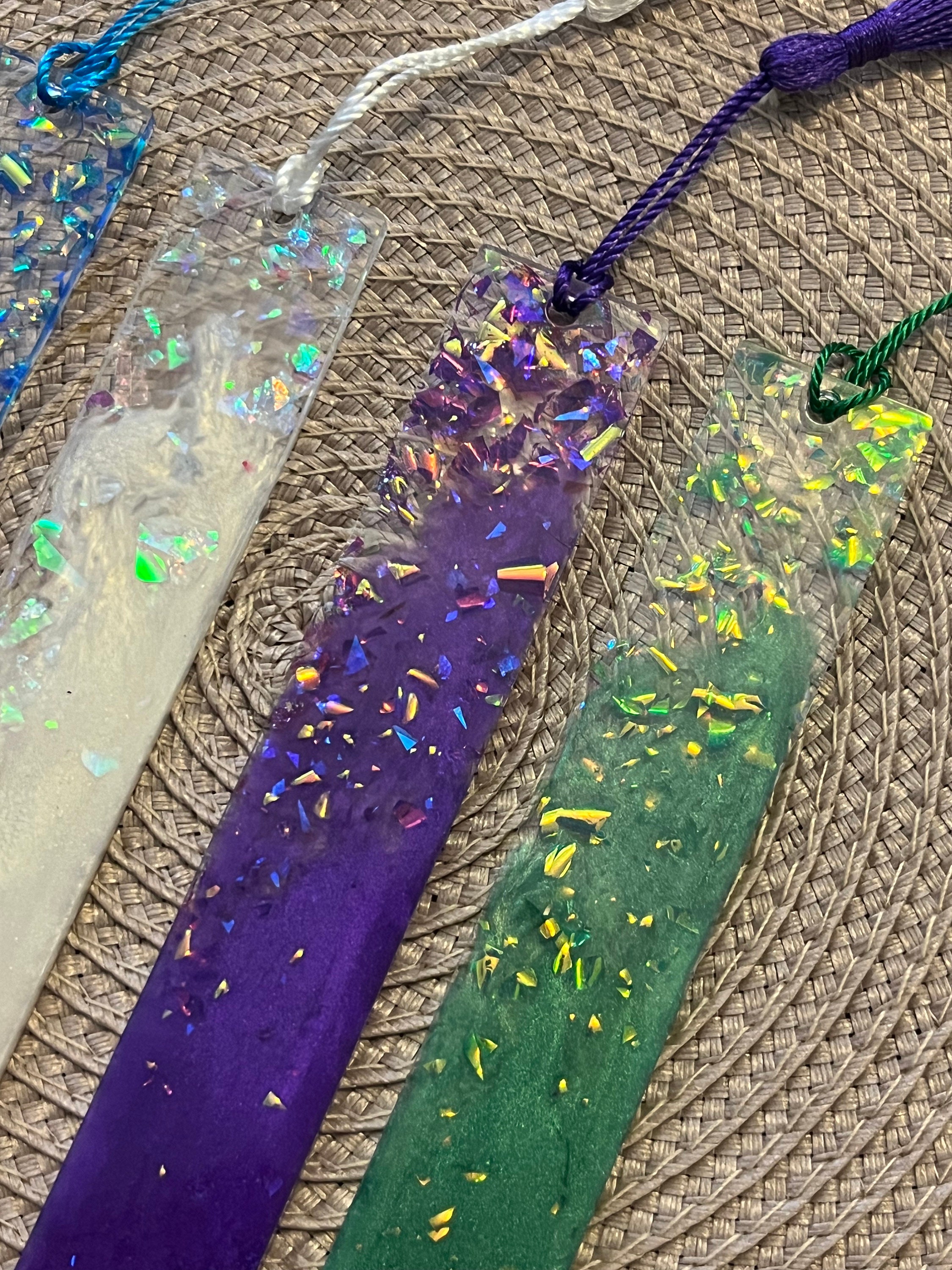 Enchanting Resin Bookmarks: Glitter Glam and Confetti Charm Glitter ...