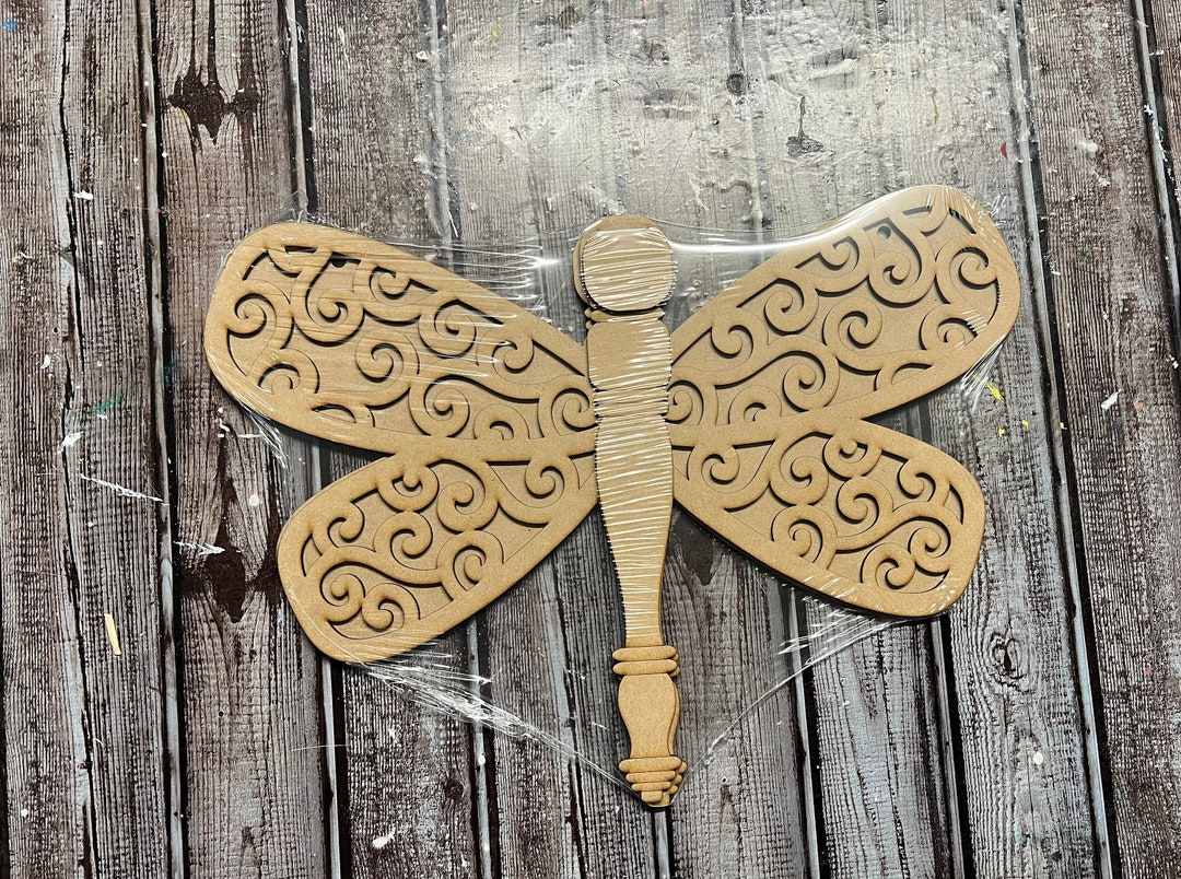 Handcrafted Spindle Dragonfly Swirls: Delicate Artisanal Décor Piece - Etsy