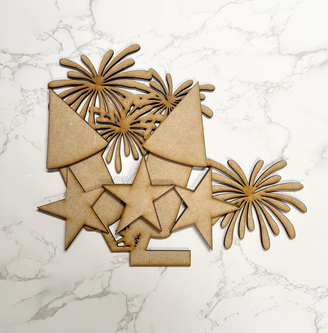Interchangeable Fireworks Fence Door Hanger – Customizable Wooden Sign ...