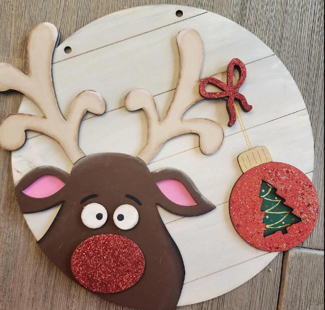 Rudolph Round Door Hanger, Reindeer Round, Christmas Decor, Silly ...