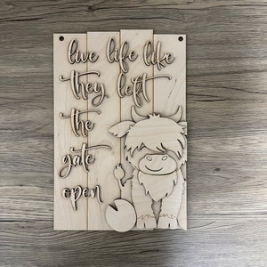 Highland Cow Shiplap Sign, Rustic Farmhouse Wall Art With Charming ...