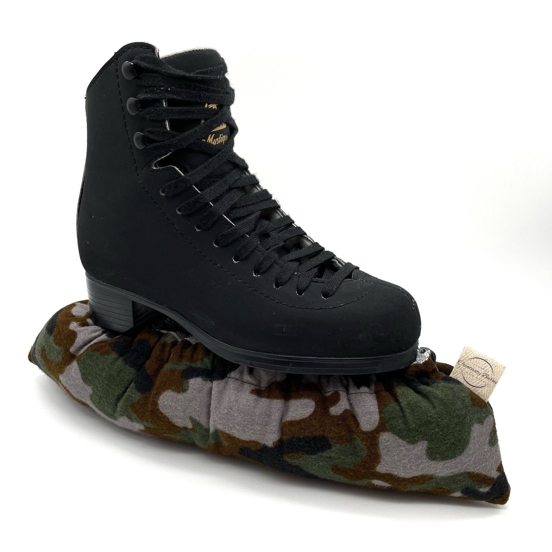 Ice Skate Soakers, Camouflage Puffy Figure Skate Covers, Stuffed Hockey ...