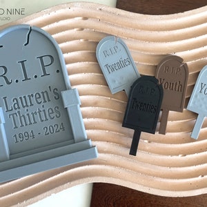 CUSTOM NAME Tombstone Cake Topper, Grave Stone Halloween Party Table ...