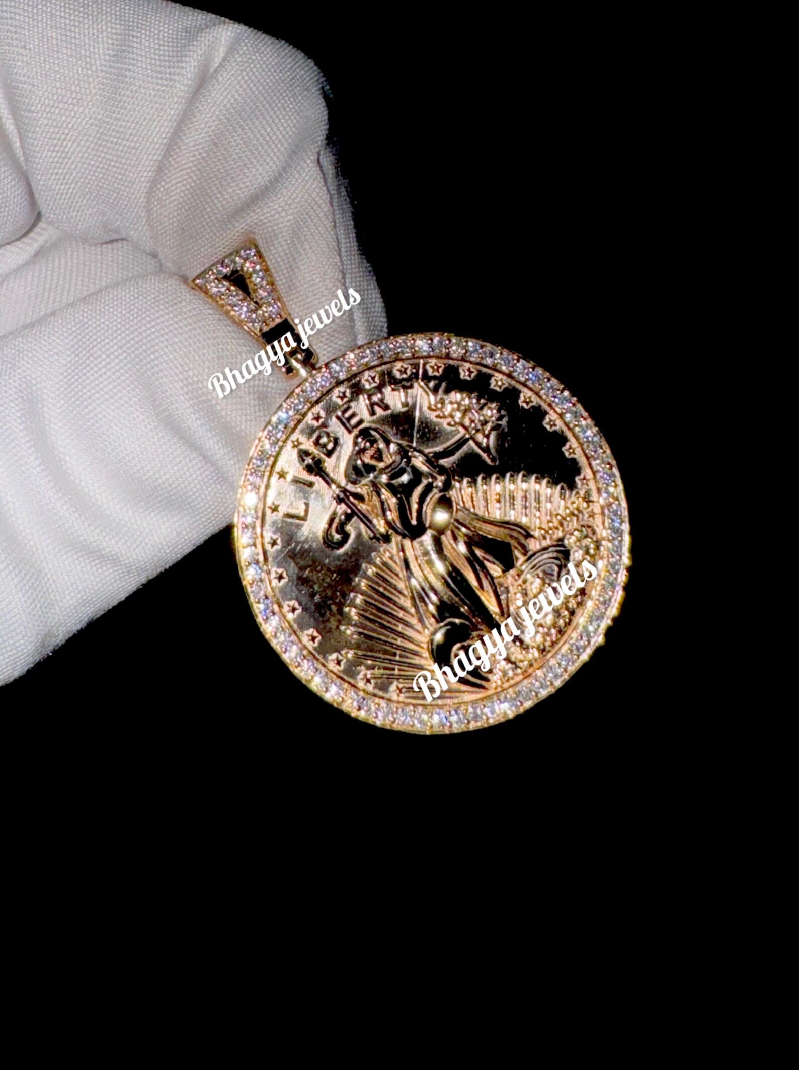 Men's Ladies Diamond Pendant Round Shape Pendant for Men's 14K Solid ...
