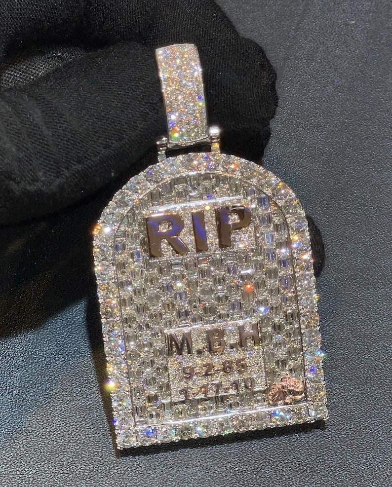 18.36 Ct Baguette VVS Pendant, Men's RIP Moissanite Pendant, 925 ...