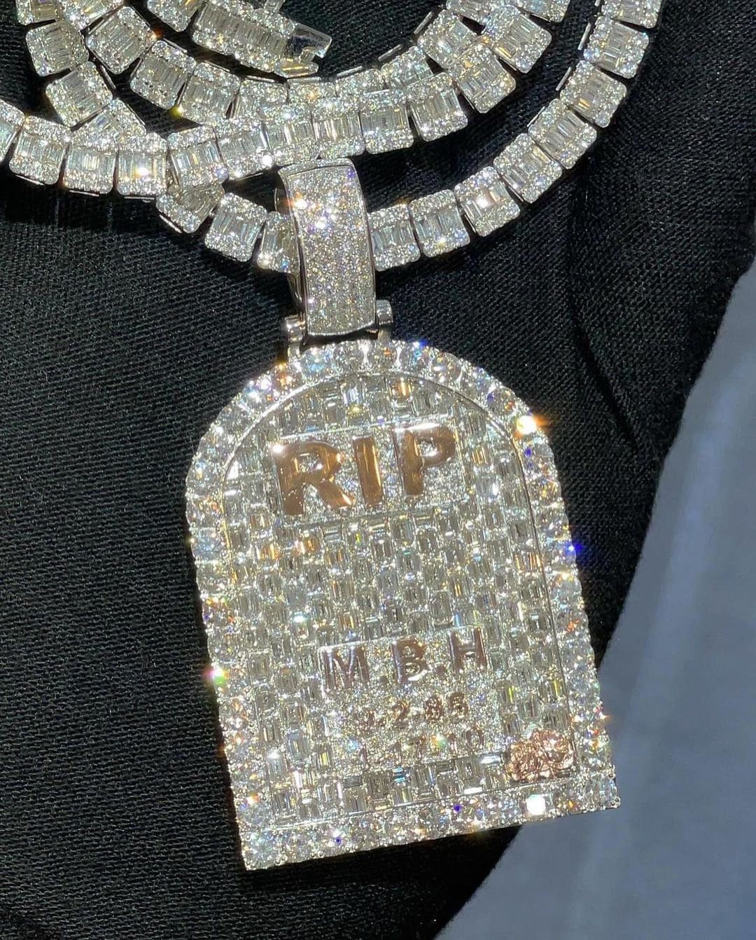 18.36 Ct Baguette VVS Pendant, Men's RIP Moissanite Pendant, 925 ...