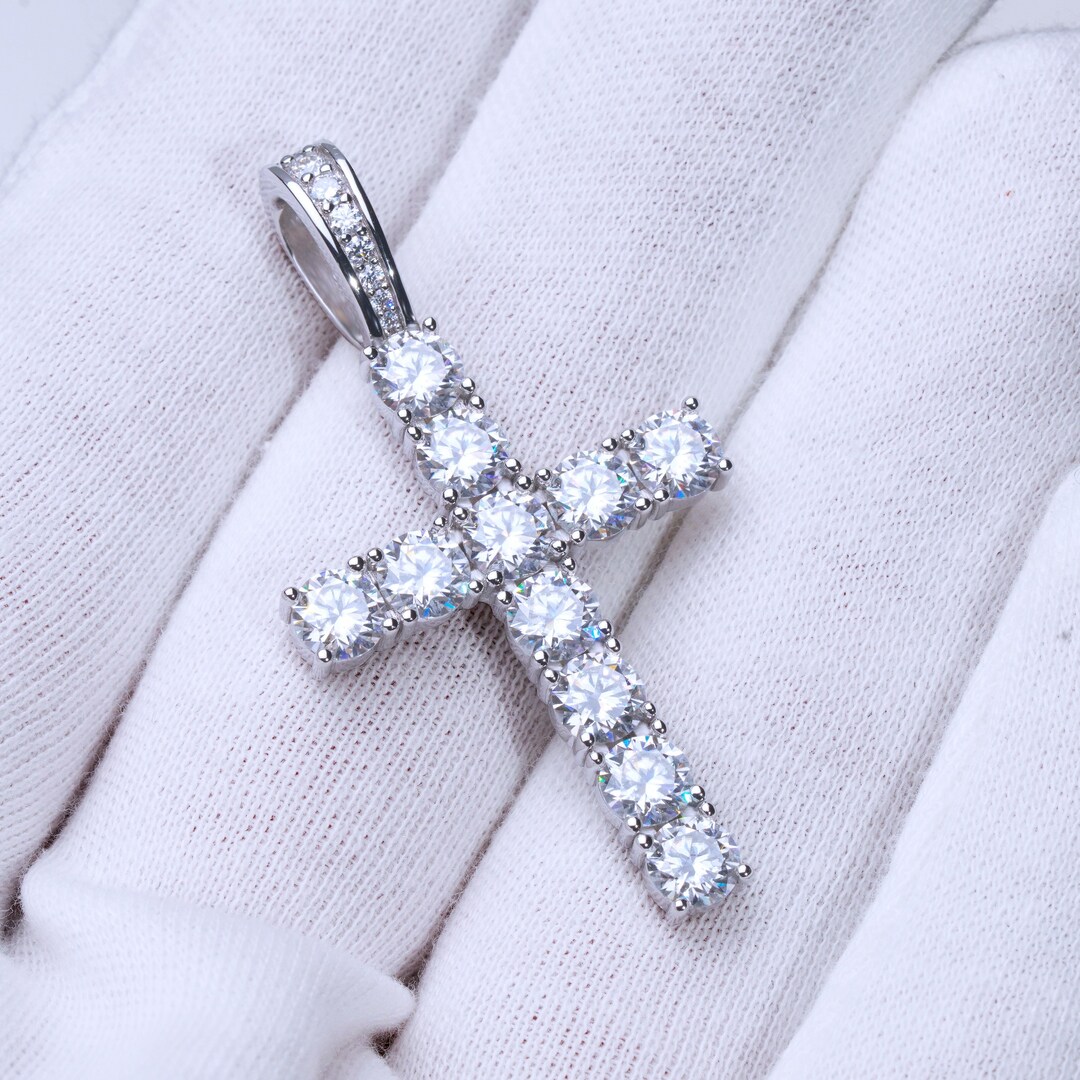 VVS Moissanite Diamond Men/women's Iced Out Bling Cross Jesus Handmade ...