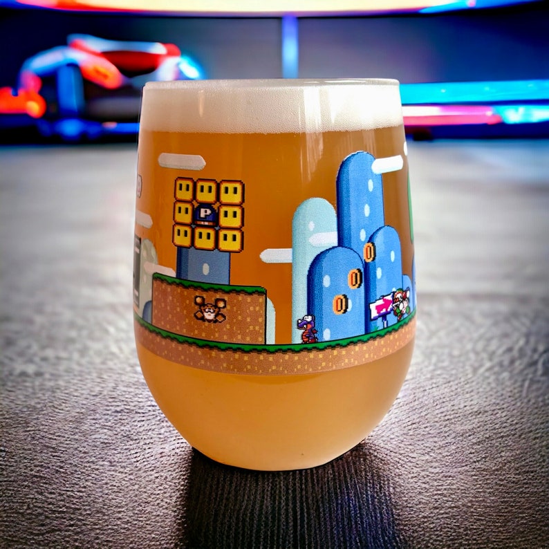 Super Mario Beer Glass: 16oz Nintendo Collectible Cup for Gamers, Yoshi ...