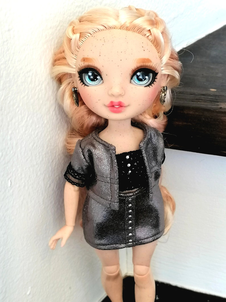 Rainbow High Clothes Silver Skirt, Sparkling Top and Matching Jacket ...