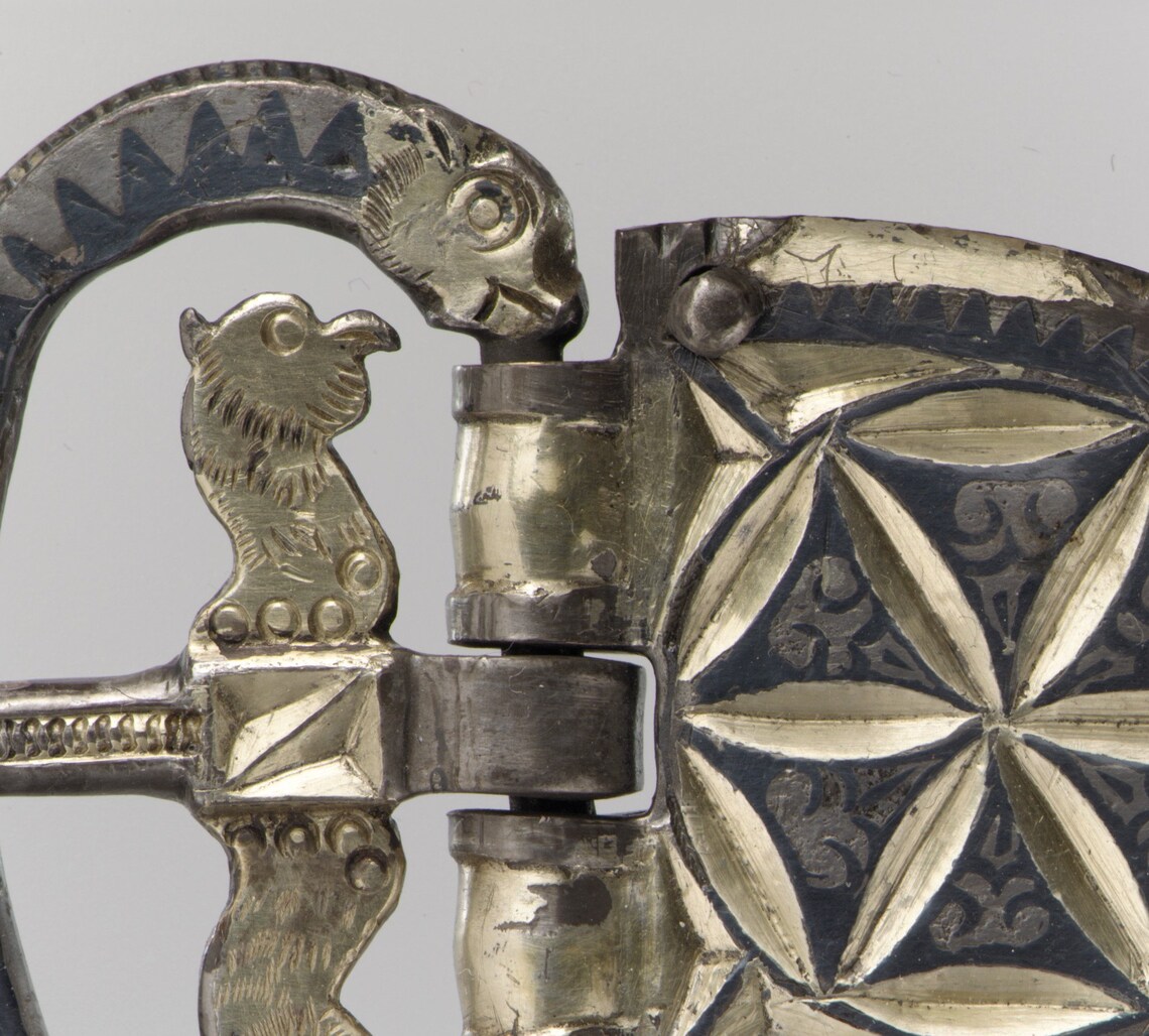 Medieval Metalwork Artisan Design Collection - 150 Images of Detailed ...