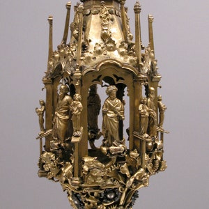 Medieval Metalwork Artisan Design Collection - 150 Images of Detailed ...