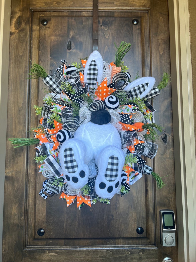Bunny Wreath Door Decor, Easter Wreath for Front Door, Bunny Butt ...
