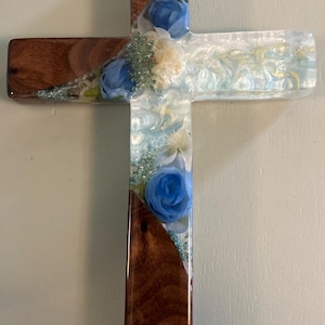 Customizable Epoxy Resin Wood/flower Crosses - Etsy