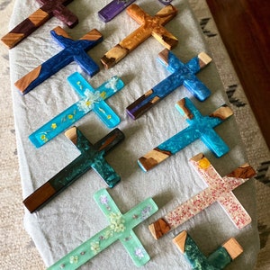 Customizable 12x8 Live Edge Epoxy Resin Cross - Etsy