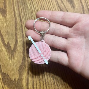 3d Printed Crochet Keychain, Yarn Keychain With Crochet Hooks, Crochet ...