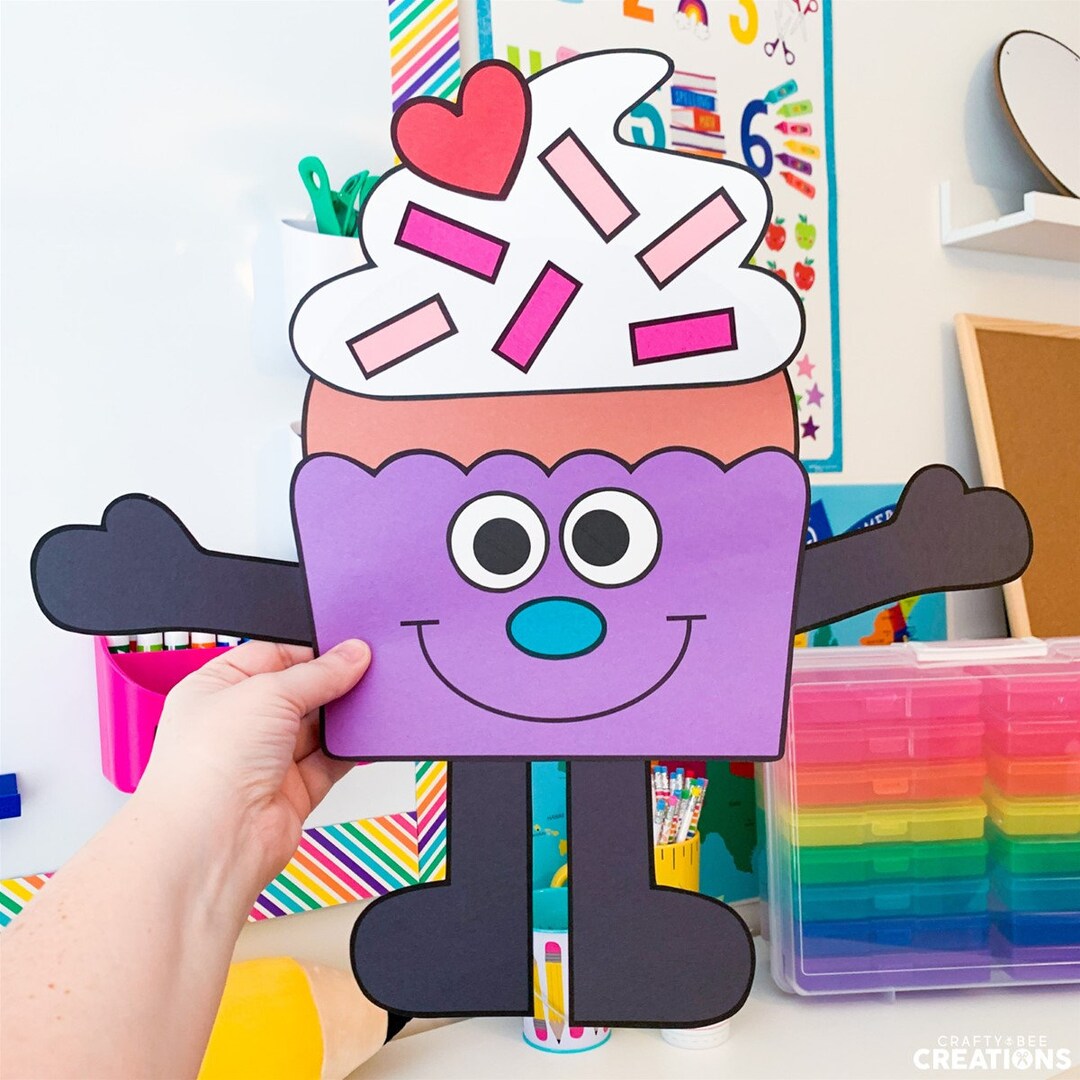 Valentine's Day Cupcake Craft Patterns | Happy Birthday Activities ...