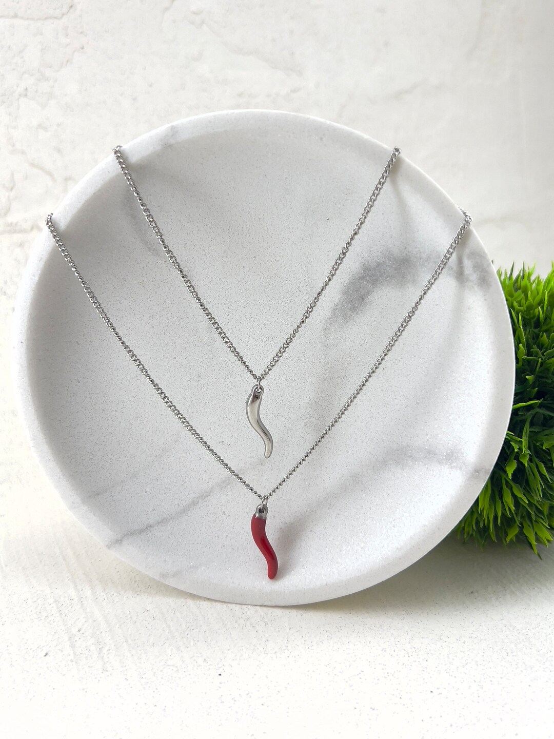 Italian Horn Necklace Classic Curb Chain Horn Chain Stainless Steel Red ...
