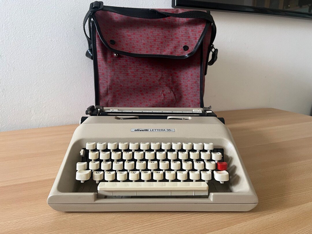 Gray Olivetti Lettera 35L Rare Vintage Collection Typewriter With Its ...