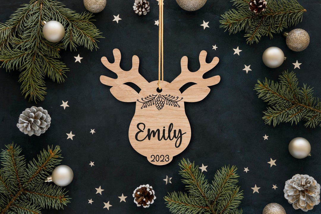 Personalized Reindeer Christmas Ornament Family Name Wooden - Etsy