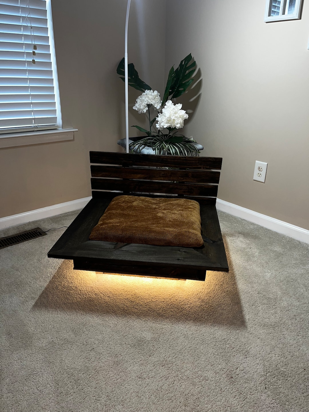 Floating/platform Style Dog Bed - Etsy