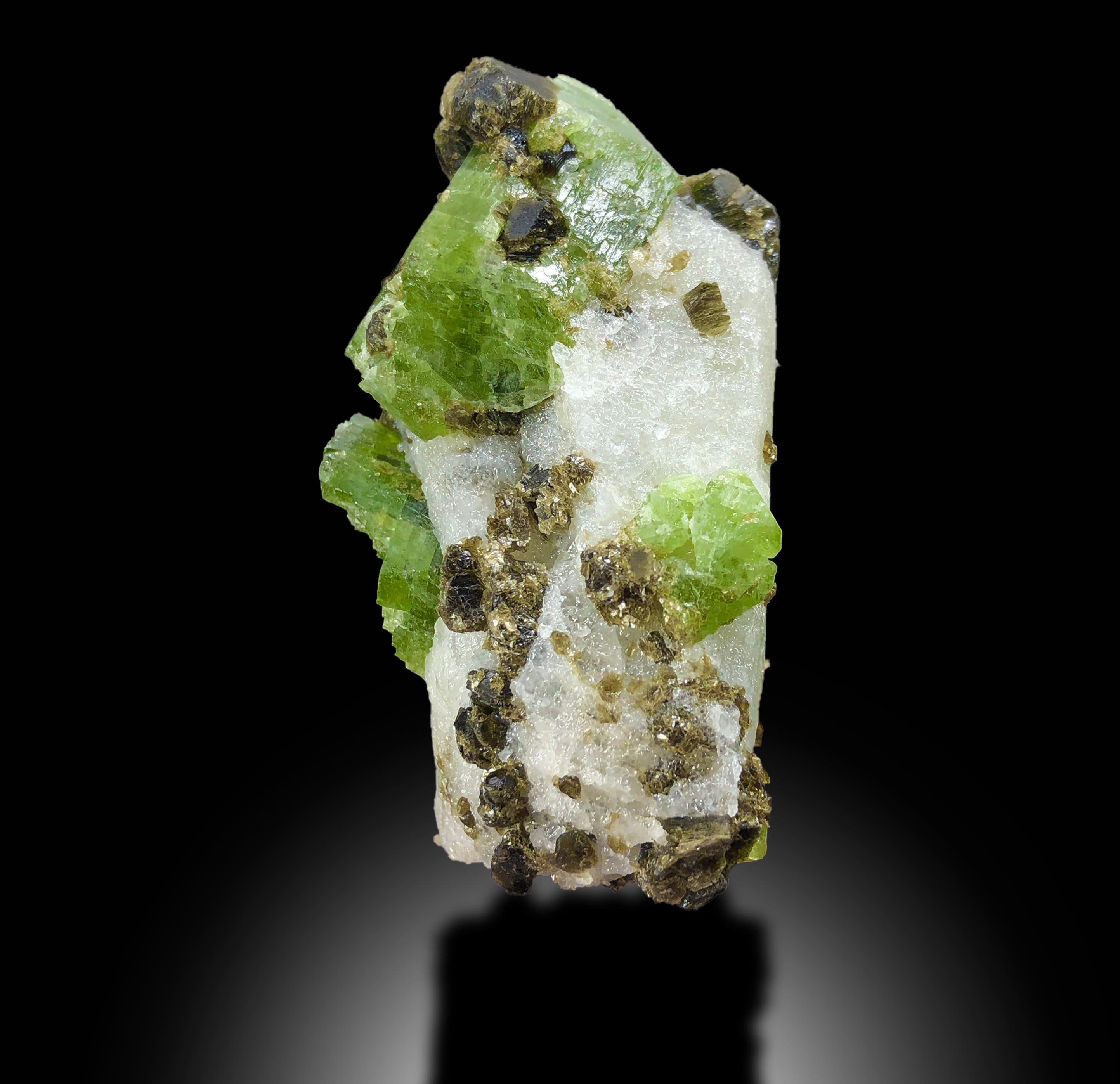 Natural Green Color Diopside Specimen, Diopside on Matrix, Raw Mineral ...