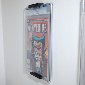 PREMIUM Comic Book Wall Mount, Comic Book Hanger, Wall Organizer ...